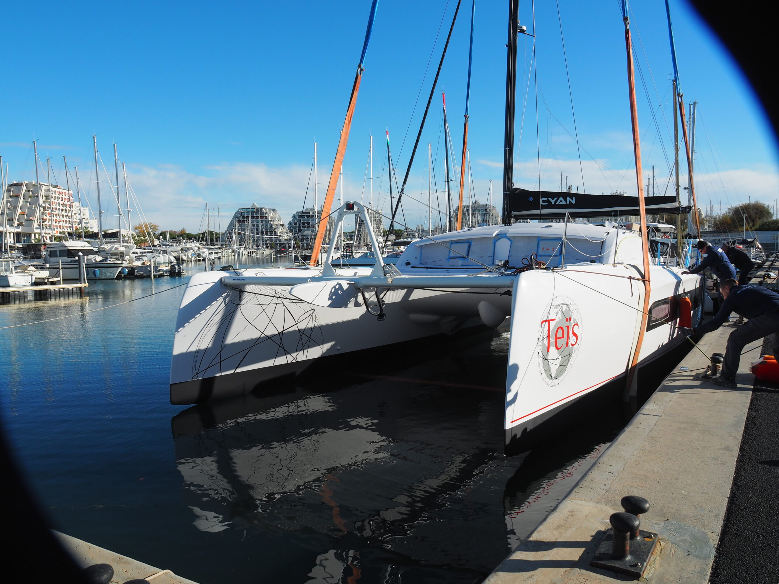 La mise à l'eau - Le Voyage de Teïs